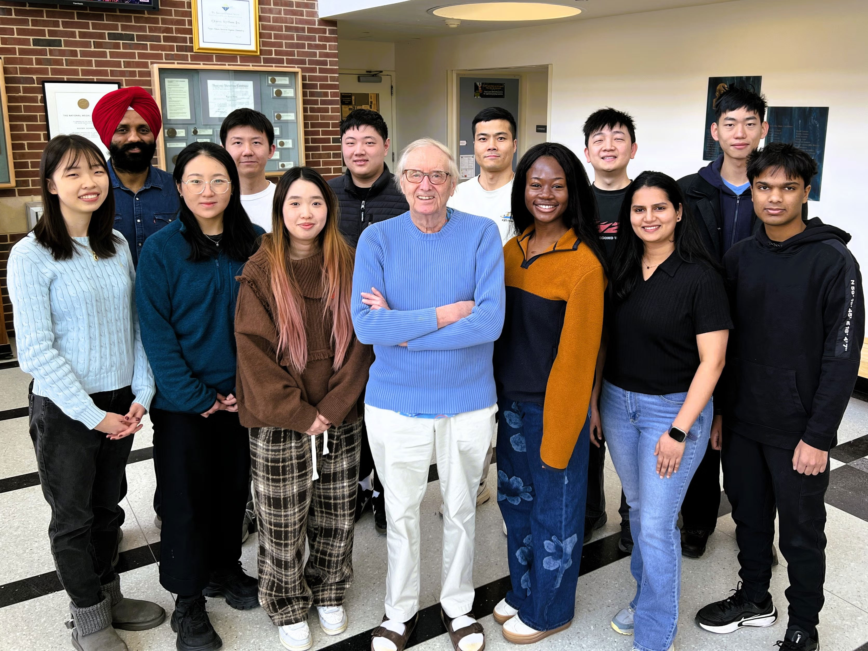 Prof. Eric Oldfield still dedicated to teaching and research after 50 ...